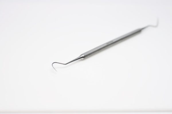 Zahnstein selbst entfernen und vorbeugen: So gehts